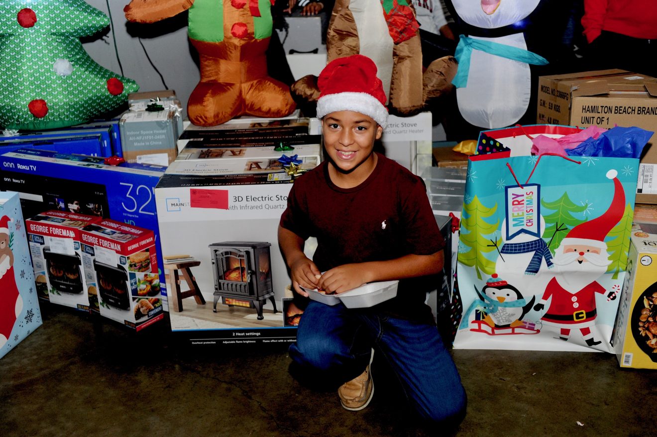 Rep. Dustin Miller-OGH Senior Christmas Party » St. Landry Now Online ...